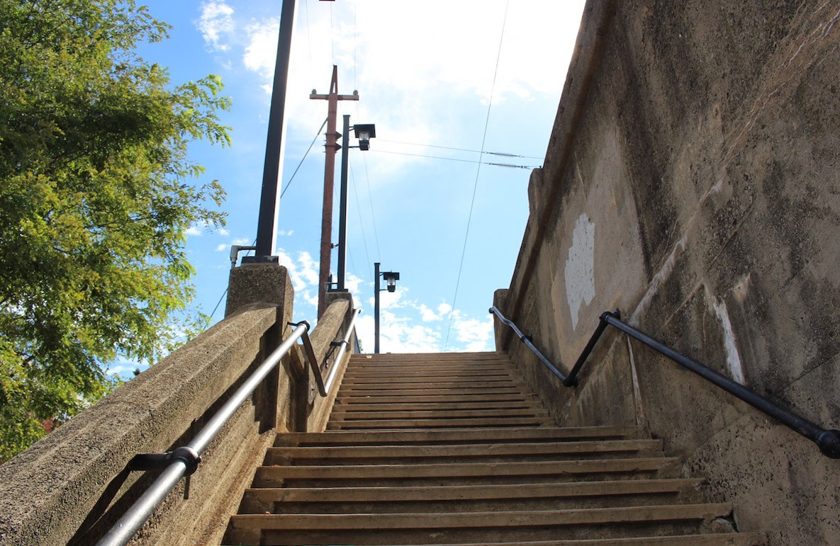 Locations Hub - Bloomfield Train Station