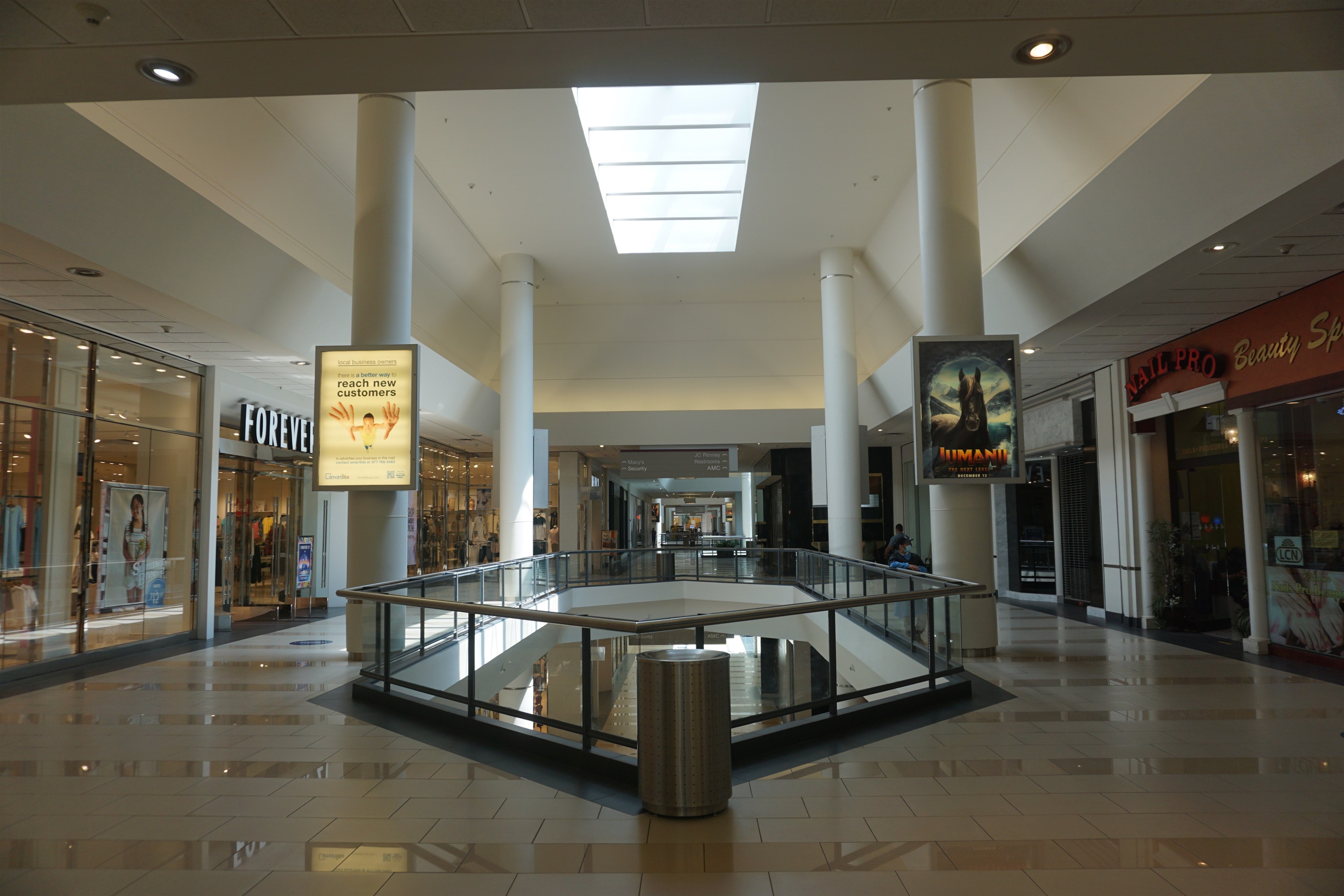 Locations Hub - Monmouth Mall