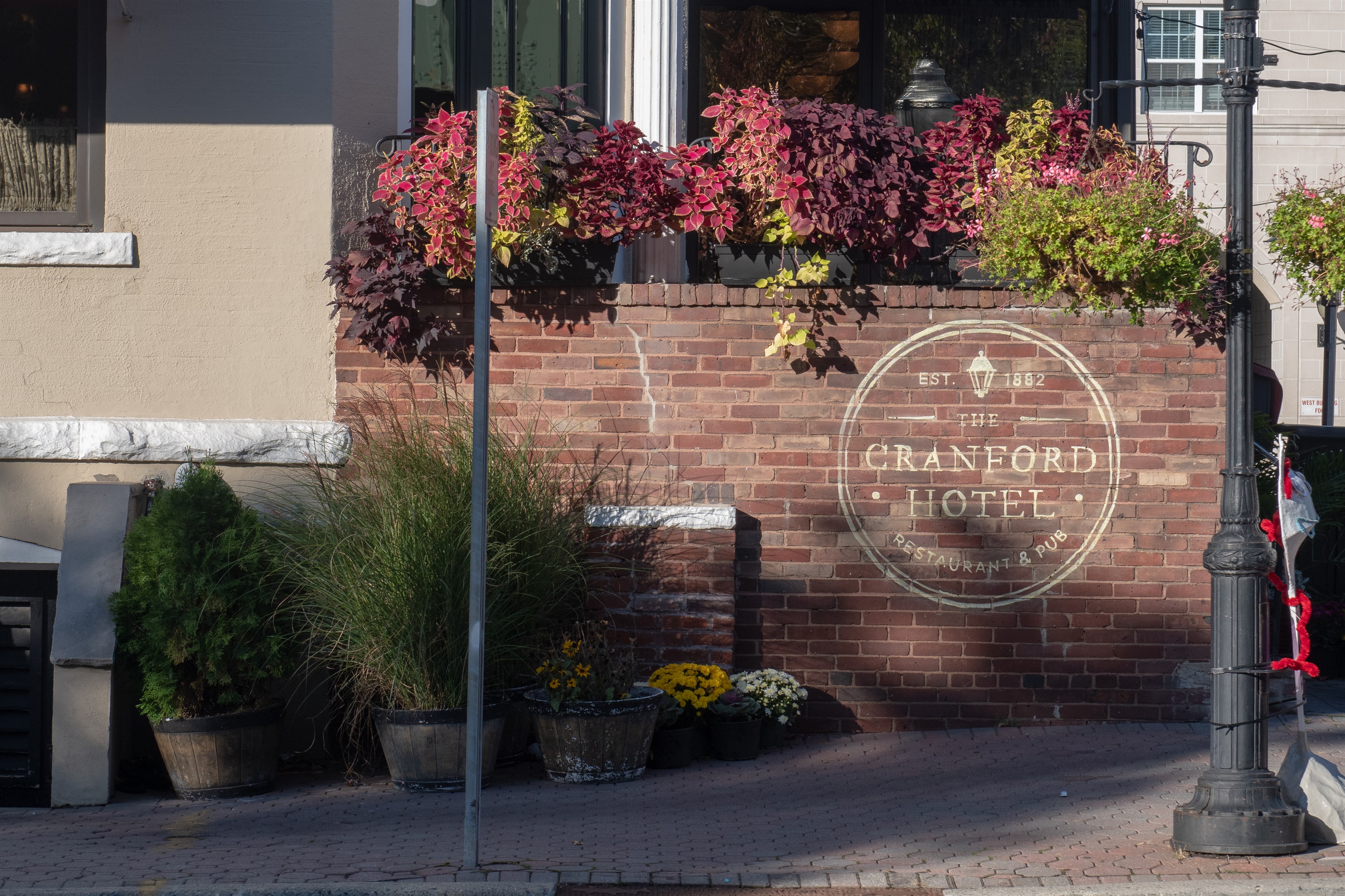 Locations Hub - The Cranford Hotel