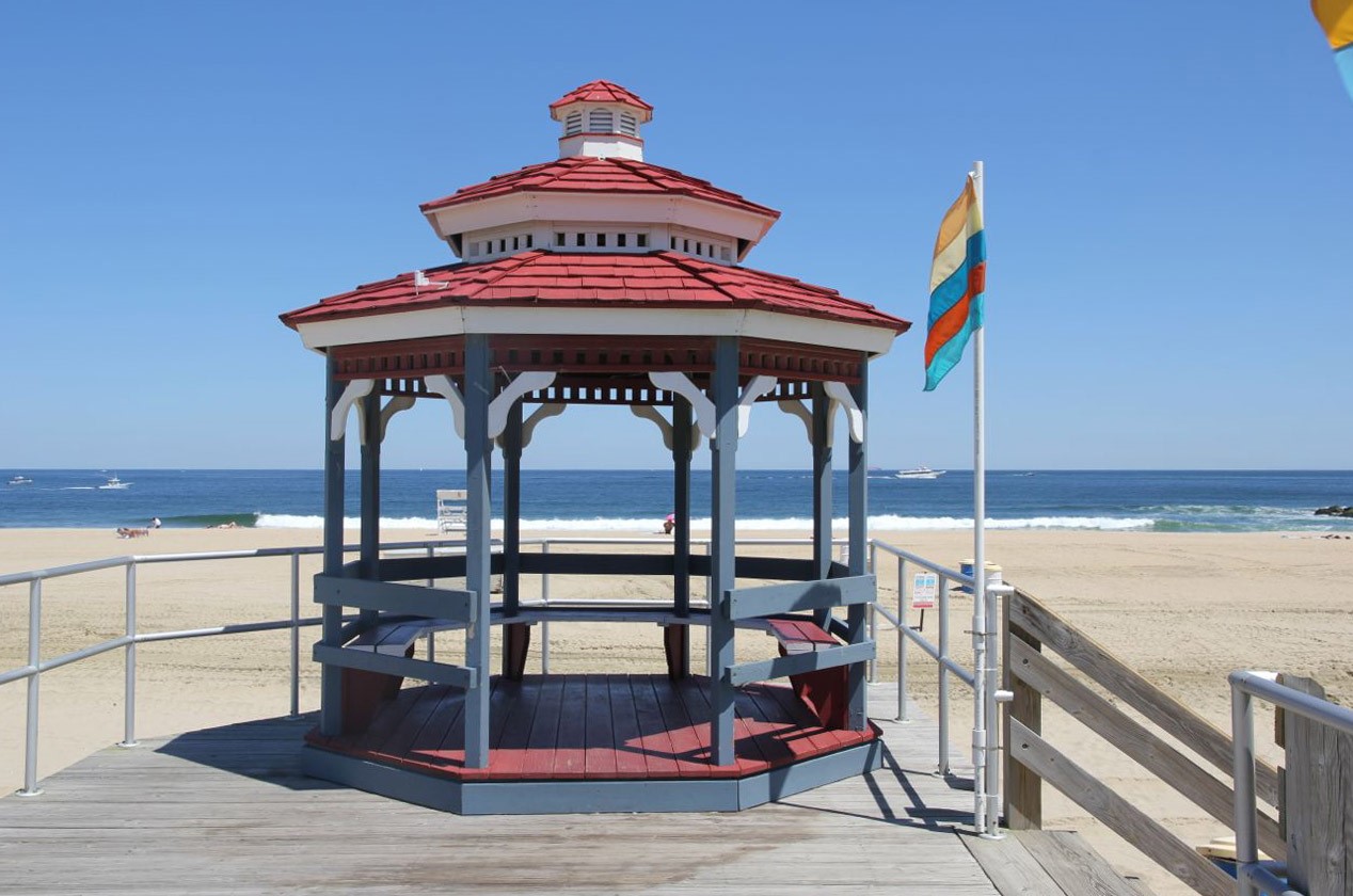 Locations Hub - Bradley Beach Boardwalk