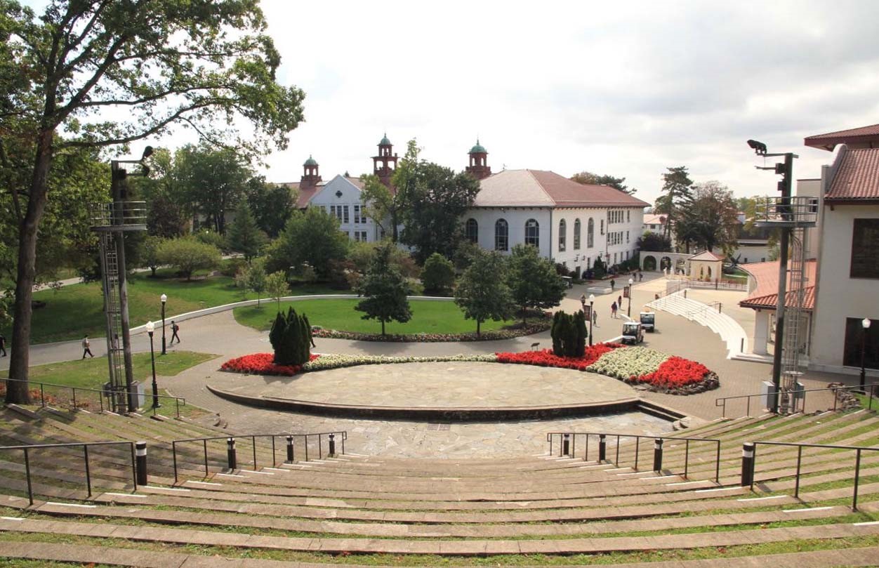 Locations Hub - Montclair State University Amphitheater