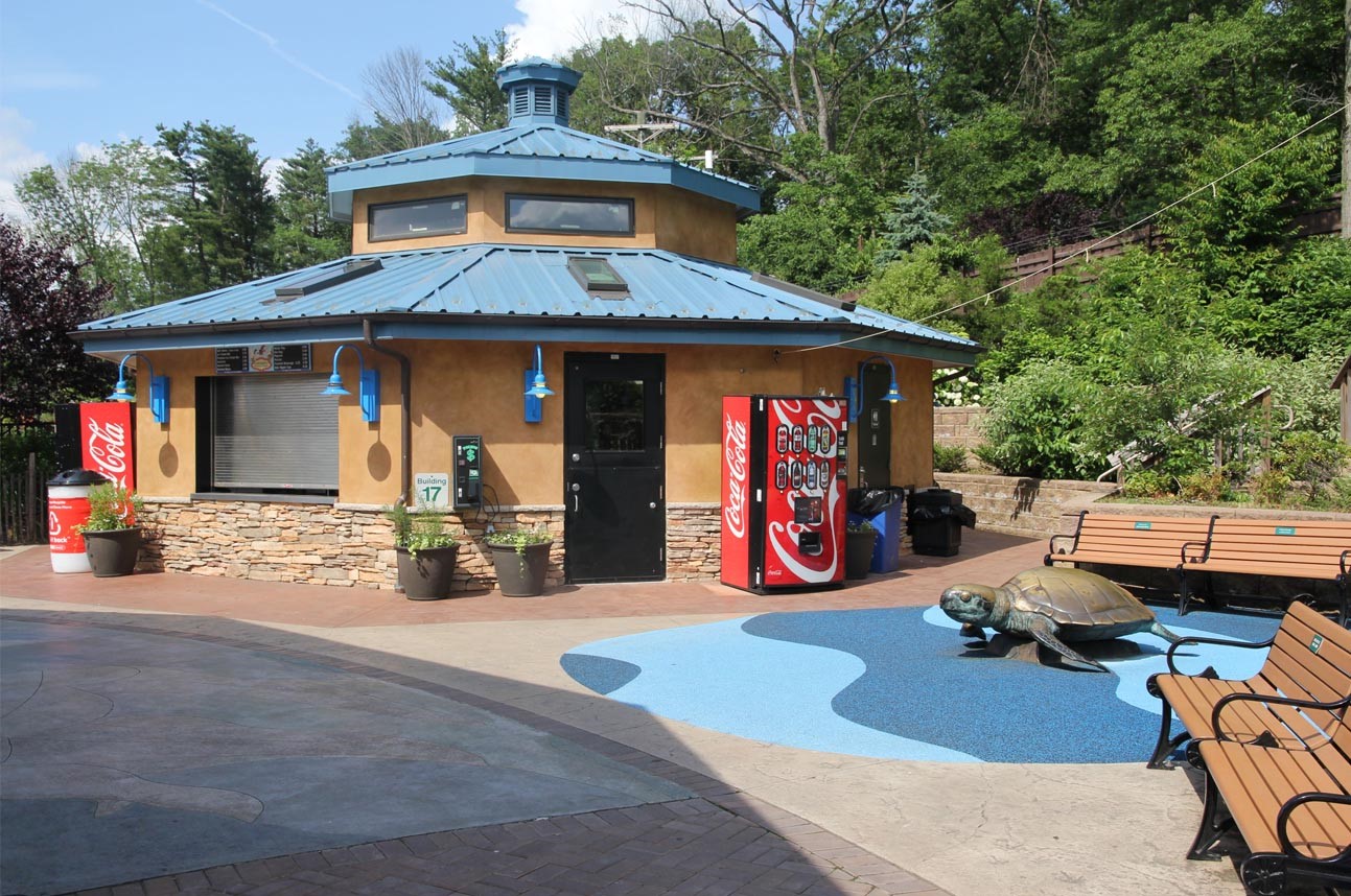 Locations Hub - Turtle Back Zoo - Picnic Area