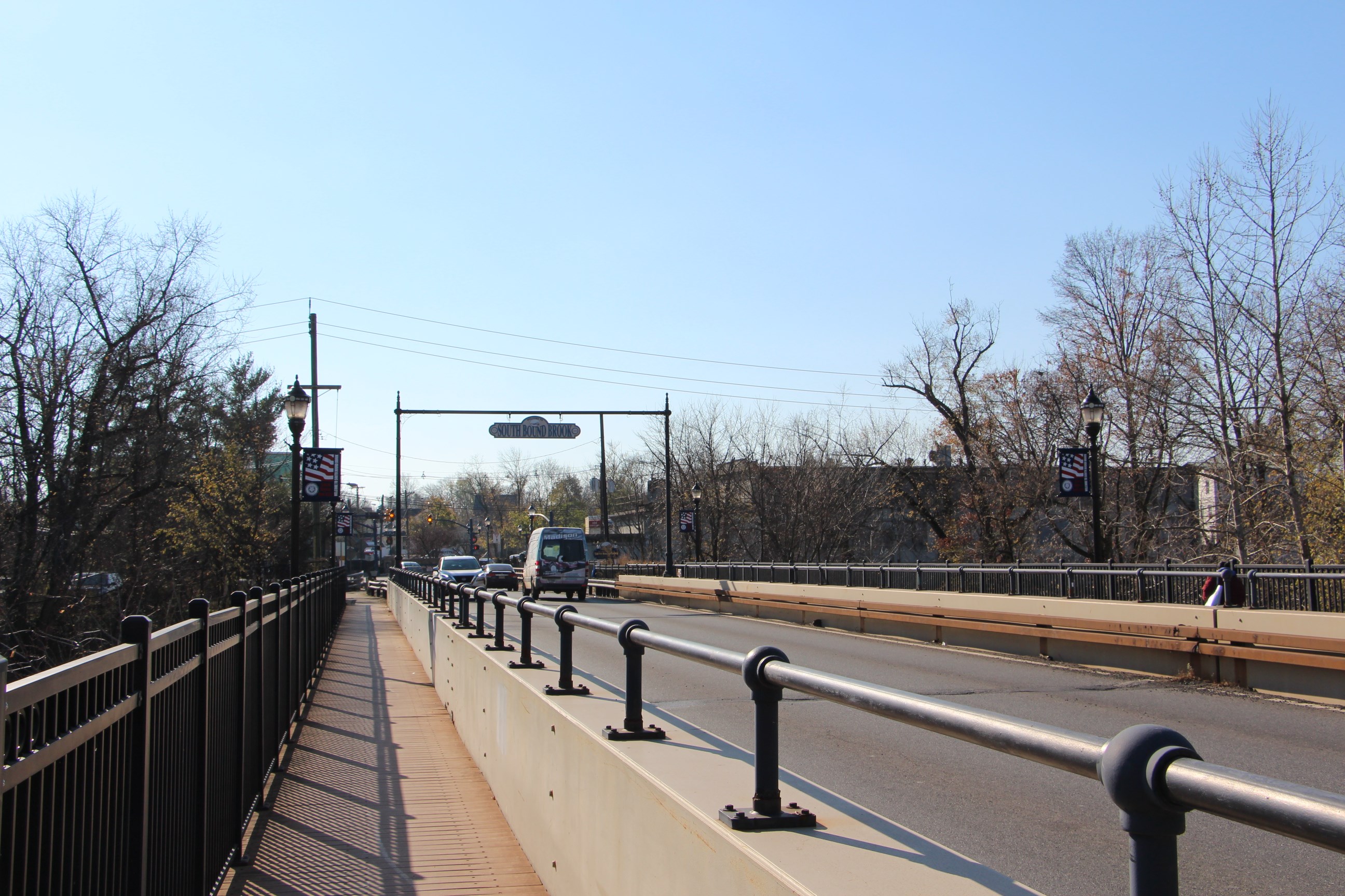 Locations Hub - Queens Bridge