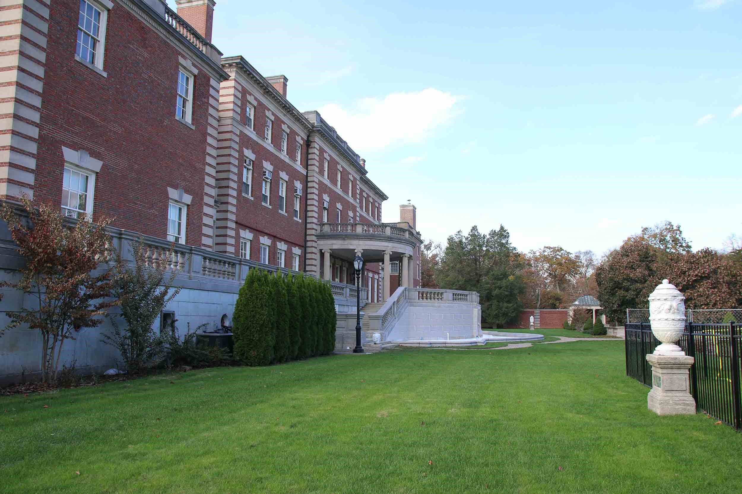 Locations Hub - Fairleigh Dickinson University - Hennessy Hall