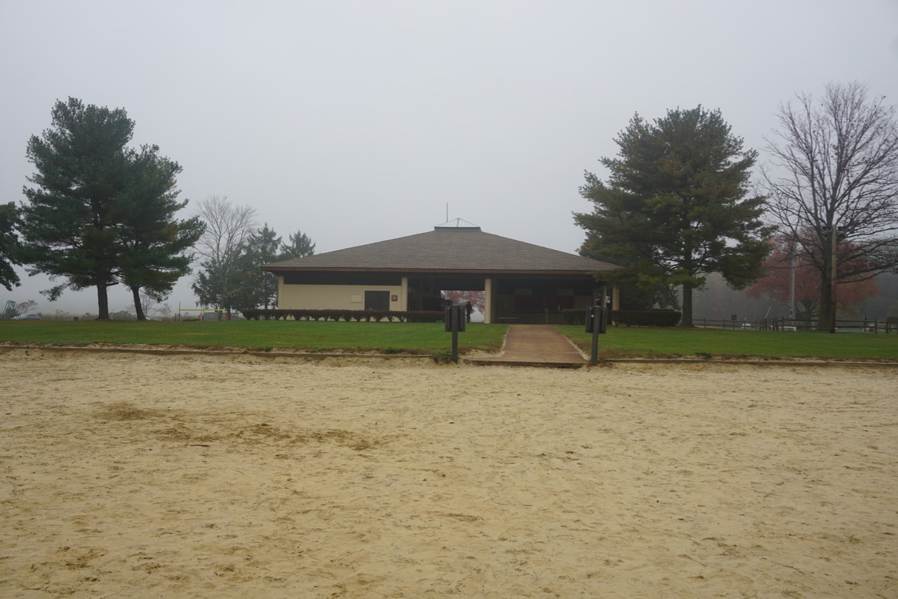 Locations Hub - Cheesequake State Park - Hooks Creek Lake Day Use Area