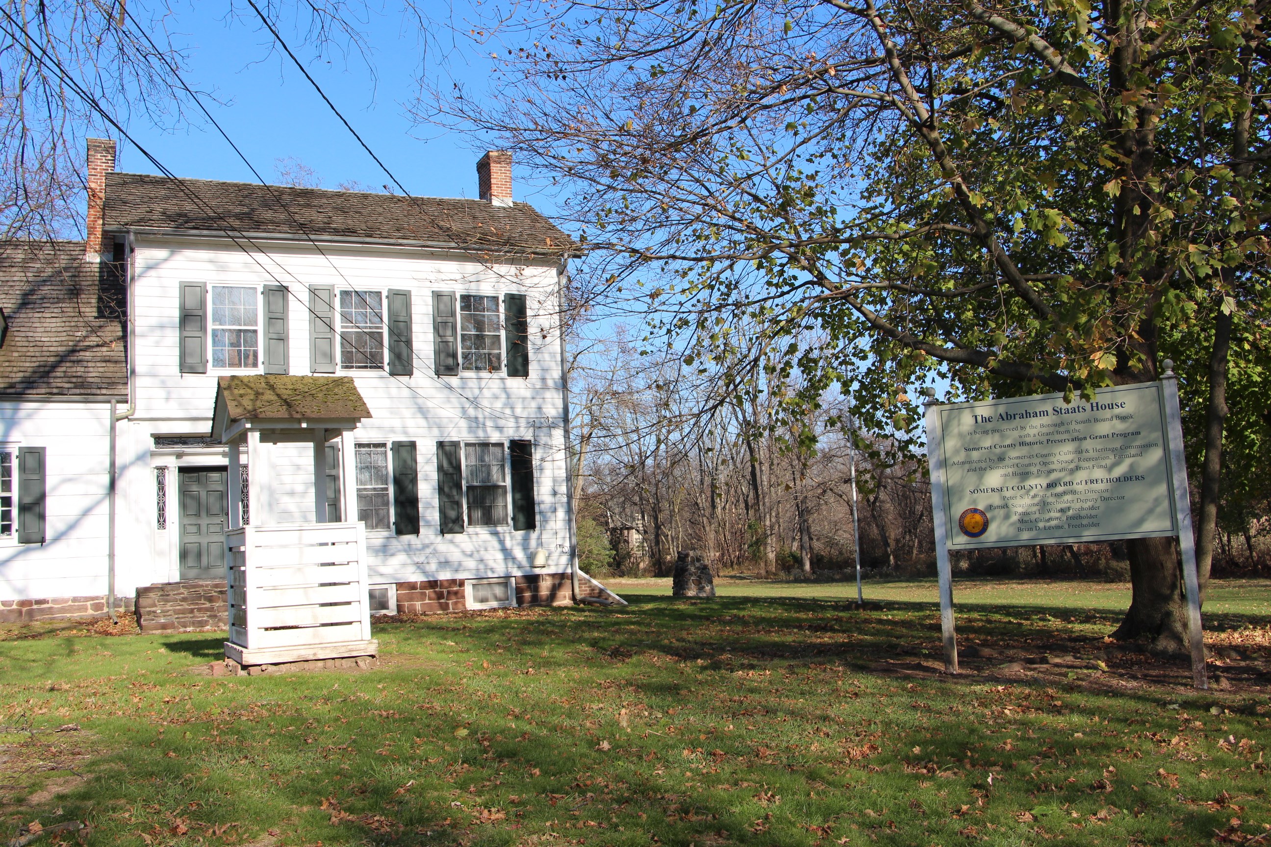 Locations Hub - Abraham Staats House Exterior