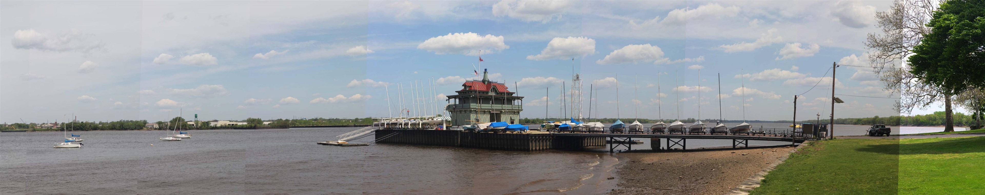Locations Hub - Riverton Yacht Club