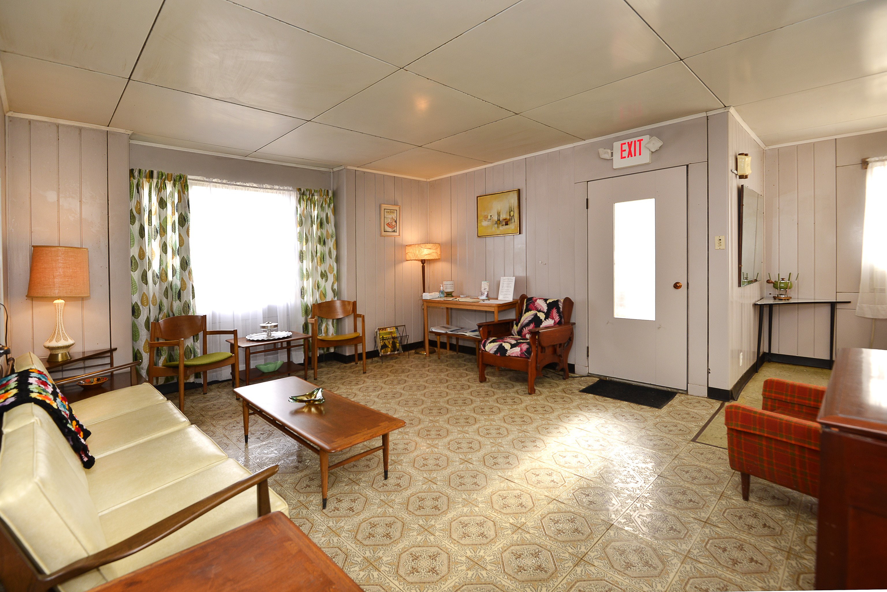 Locations Hub - Harold Hess Lustron House