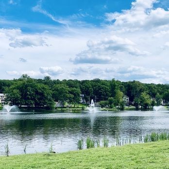 Locations Hub - Watchung Lake