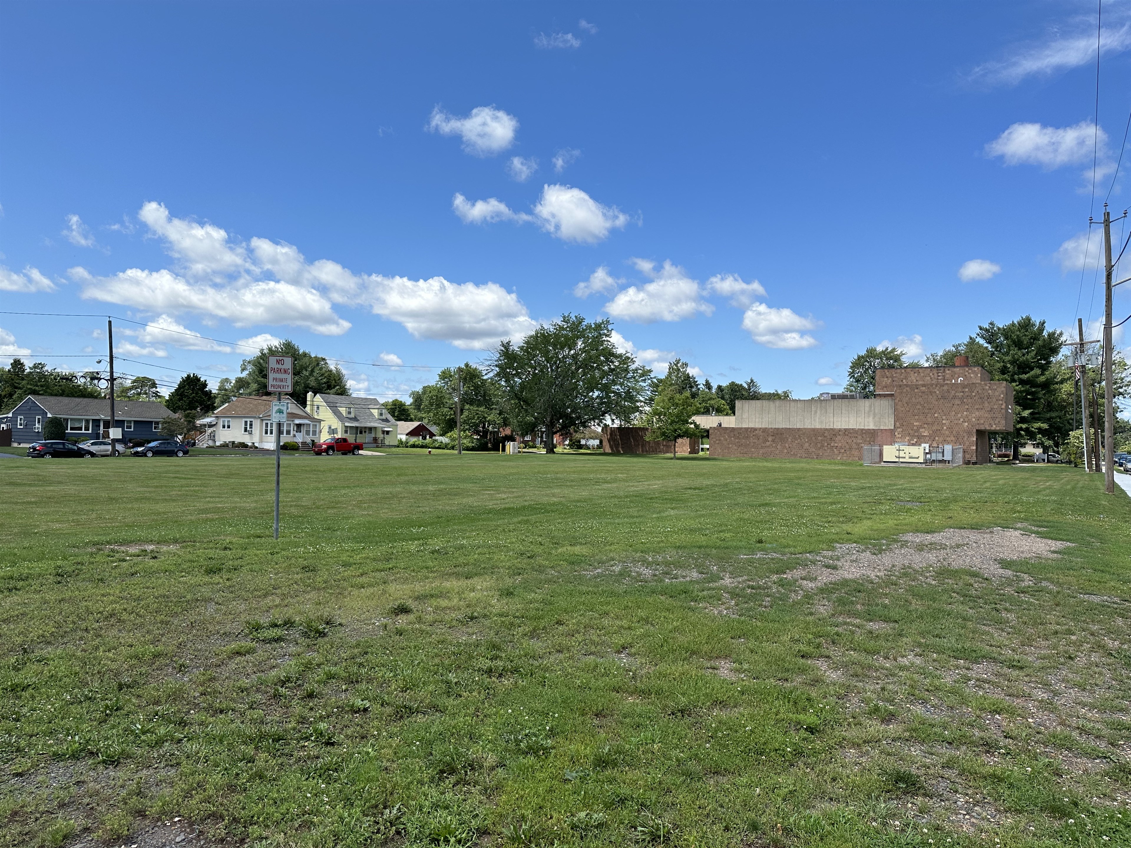Locations Hub - Manville Public Library