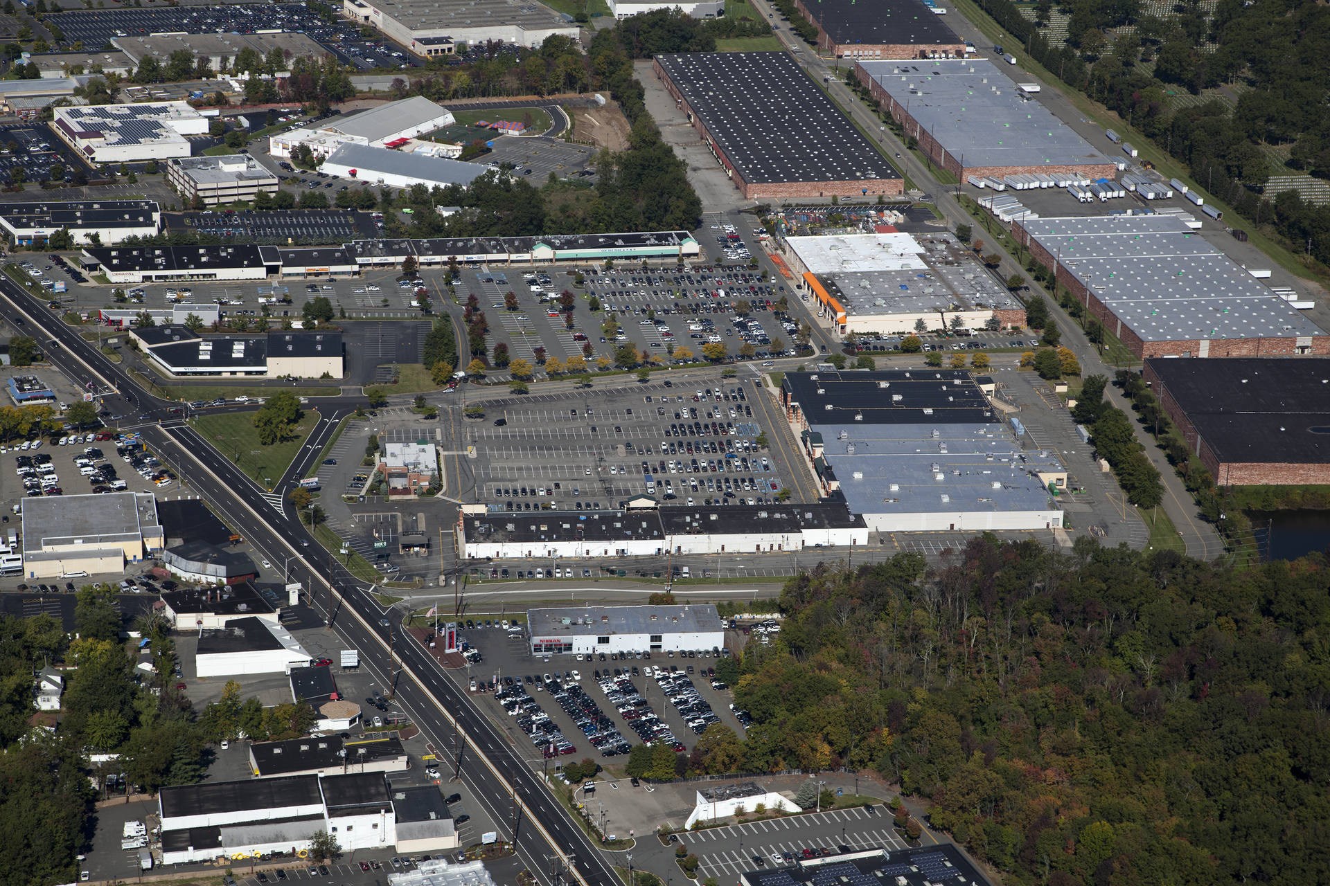 Locations Hub - East Hanover Warehouses