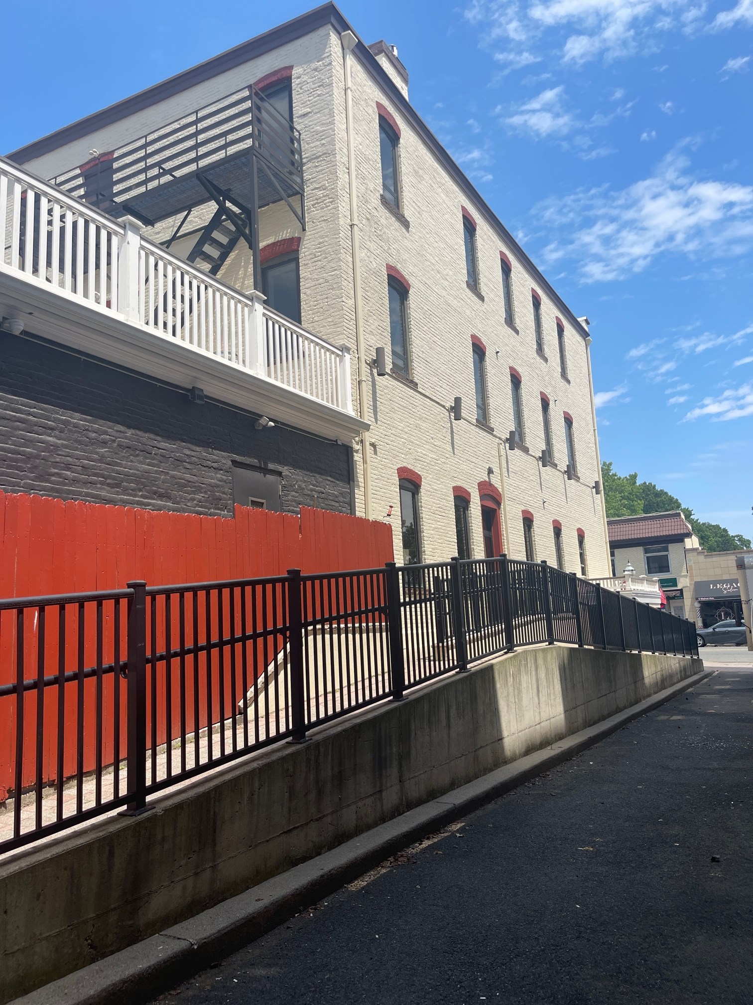 Locations Hub - The Cranford Hotel