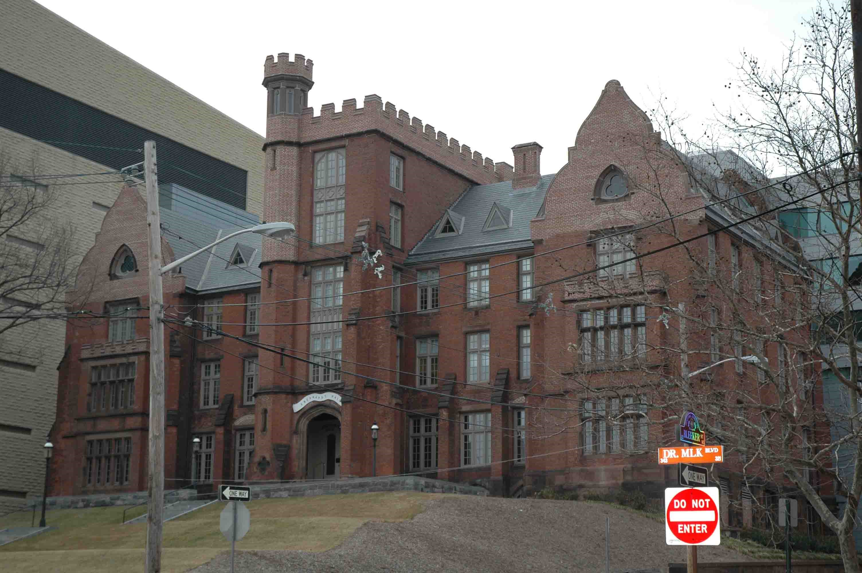 Locations Hub - New Jersey Institute of Technology - Eberhardt Hall