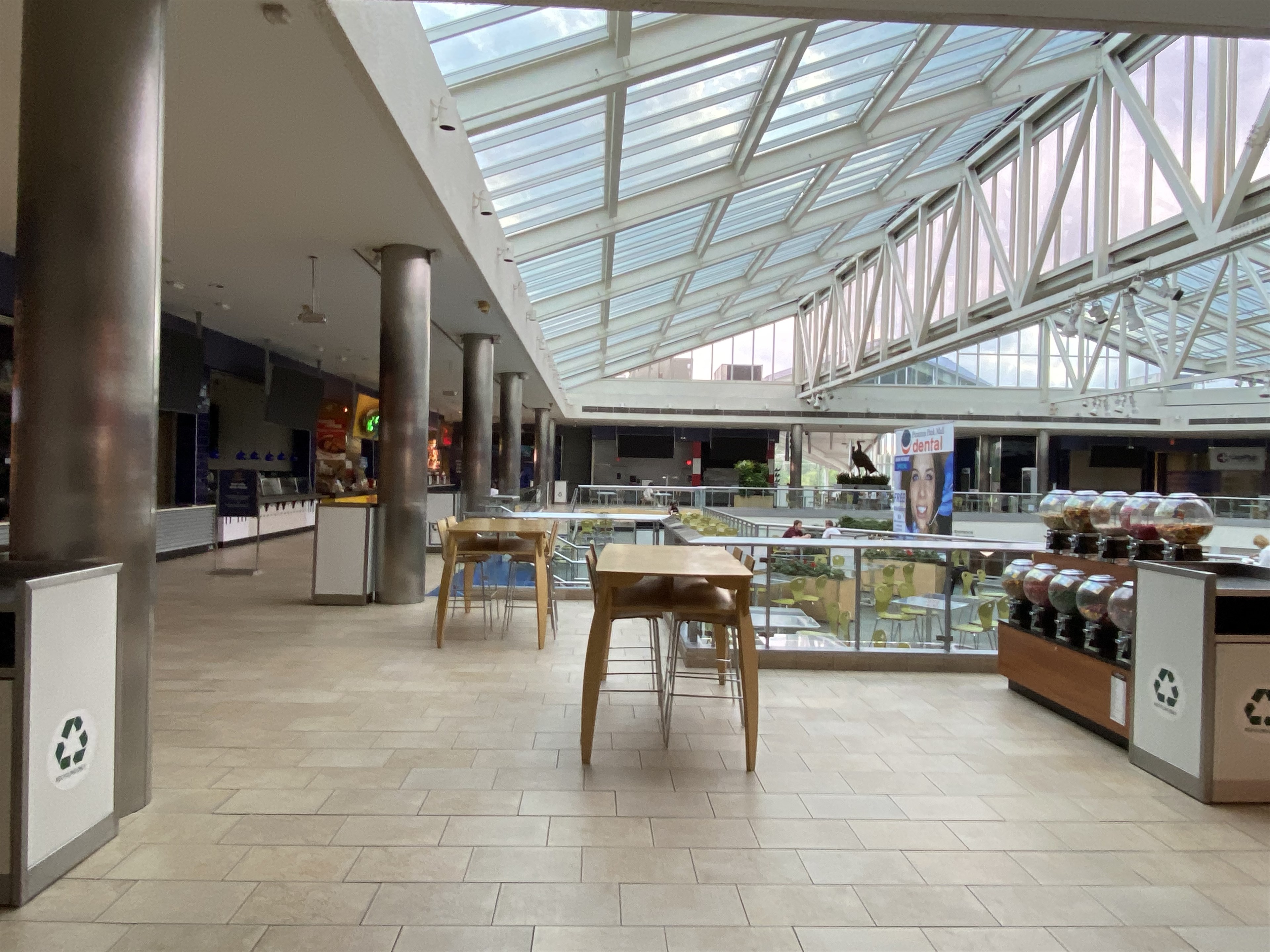 Locations Hub - Paramus Park - Food Court