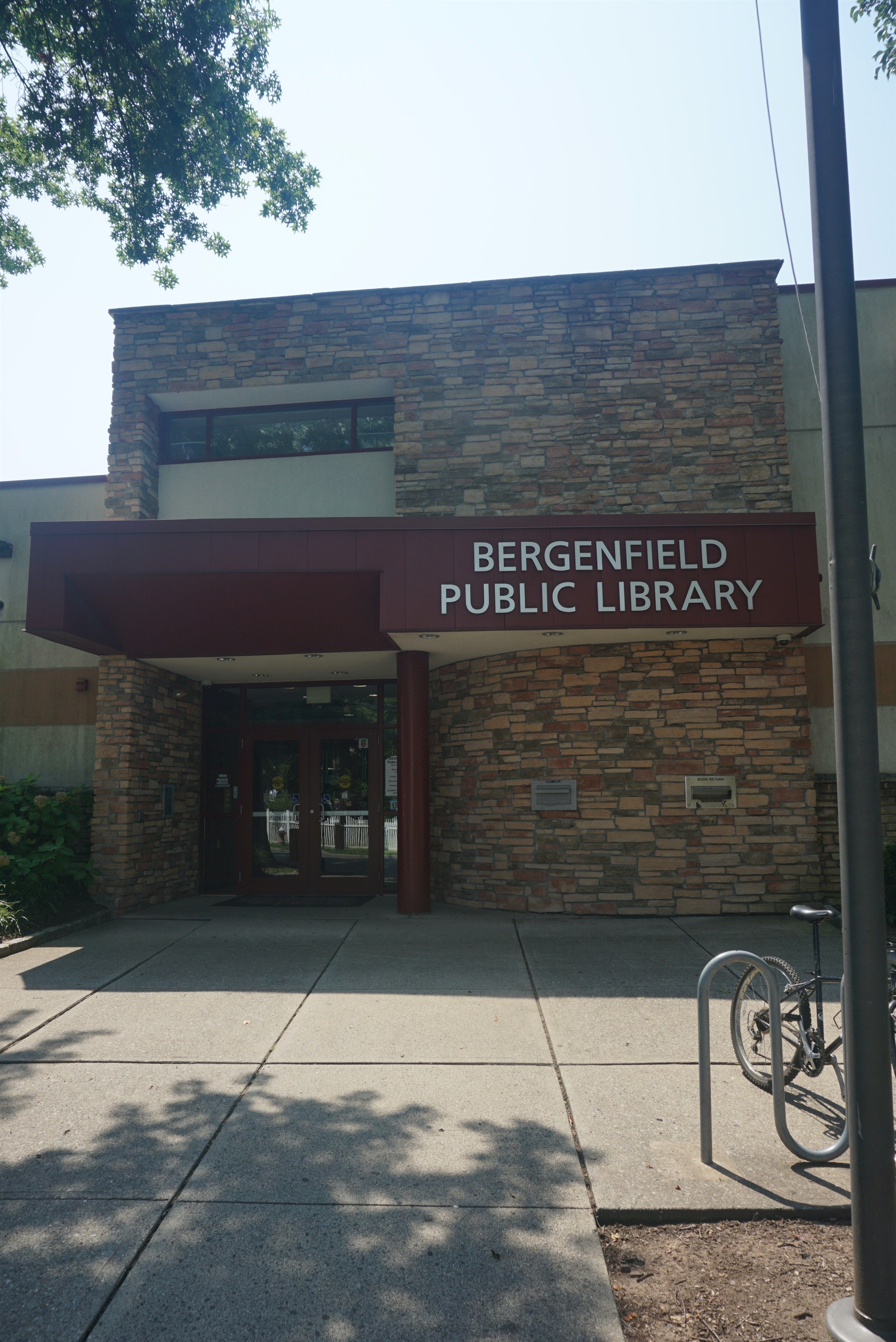 Locations Hub - Bergenfield Public Library