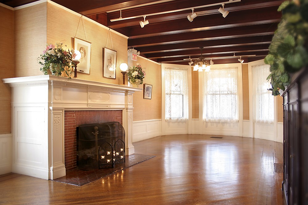 Locations Hub - Oakeside Bloomfield Cultural Center