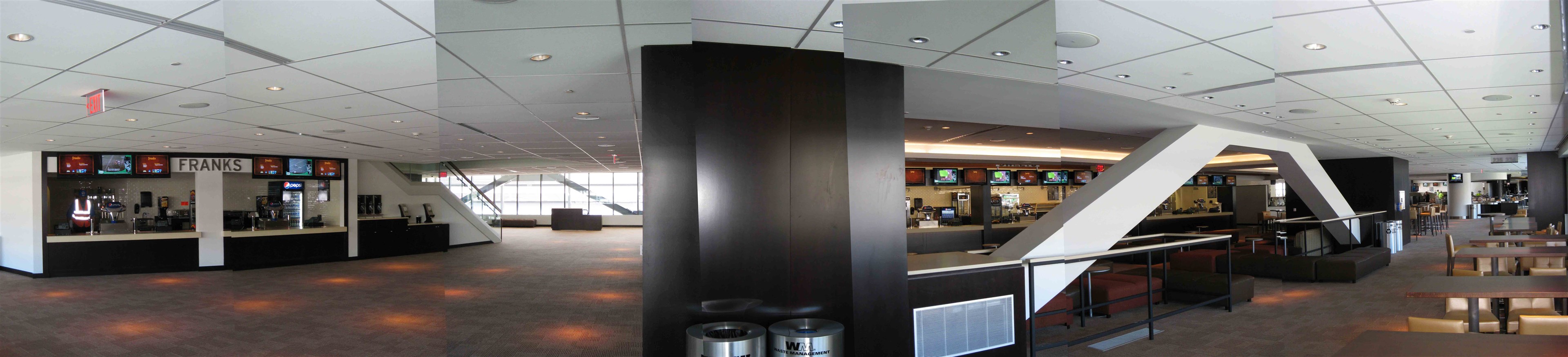 Locations Hub - MetLife Stadium - Concession Stand and Box Seating