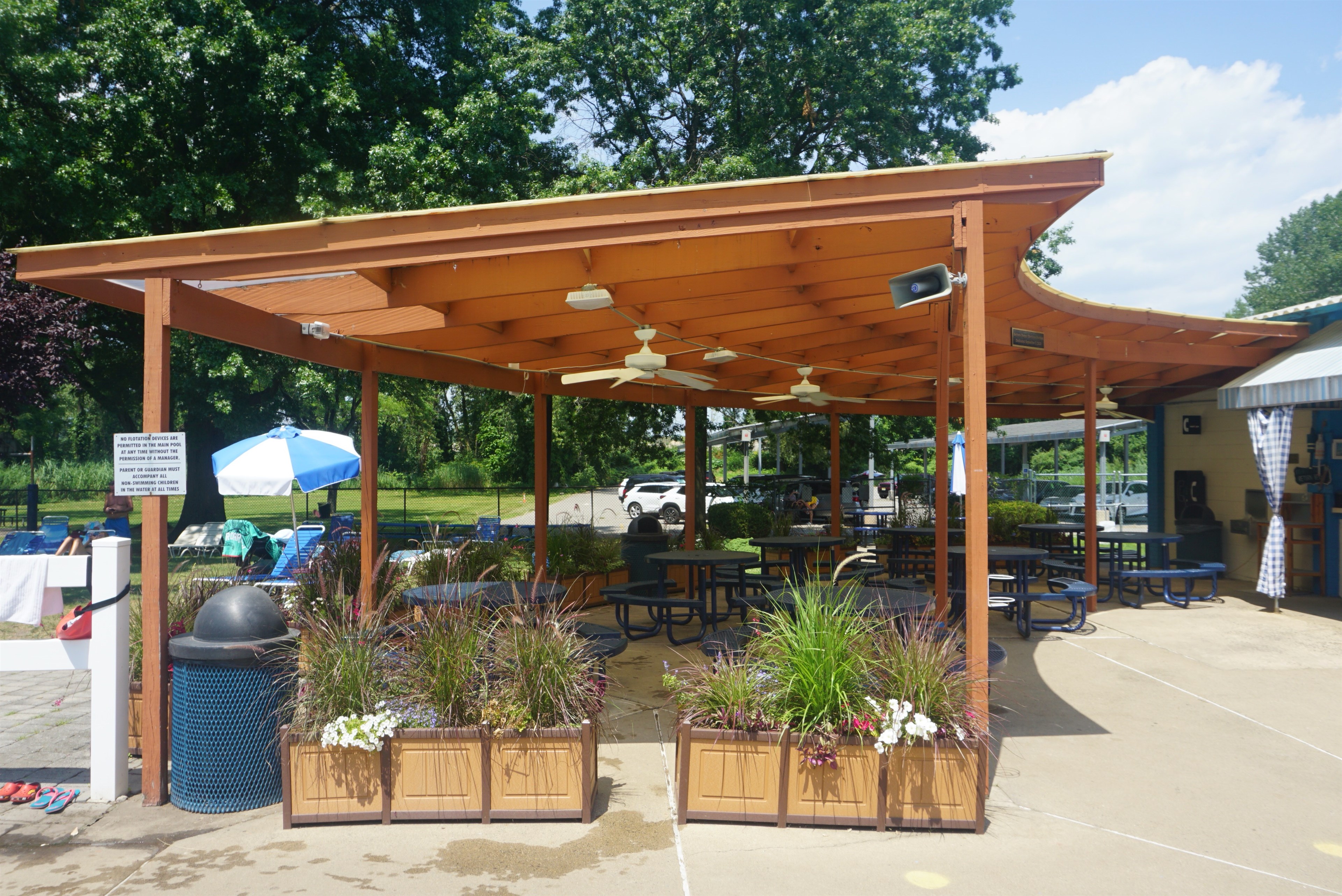 Locations Hub - Leonia Swim Club