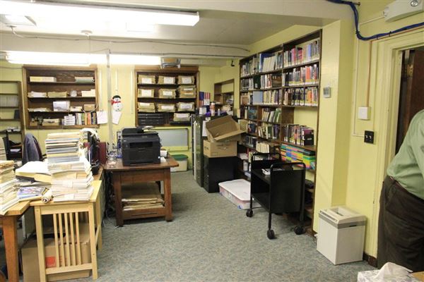 Locations Hub - Roselle Public Library