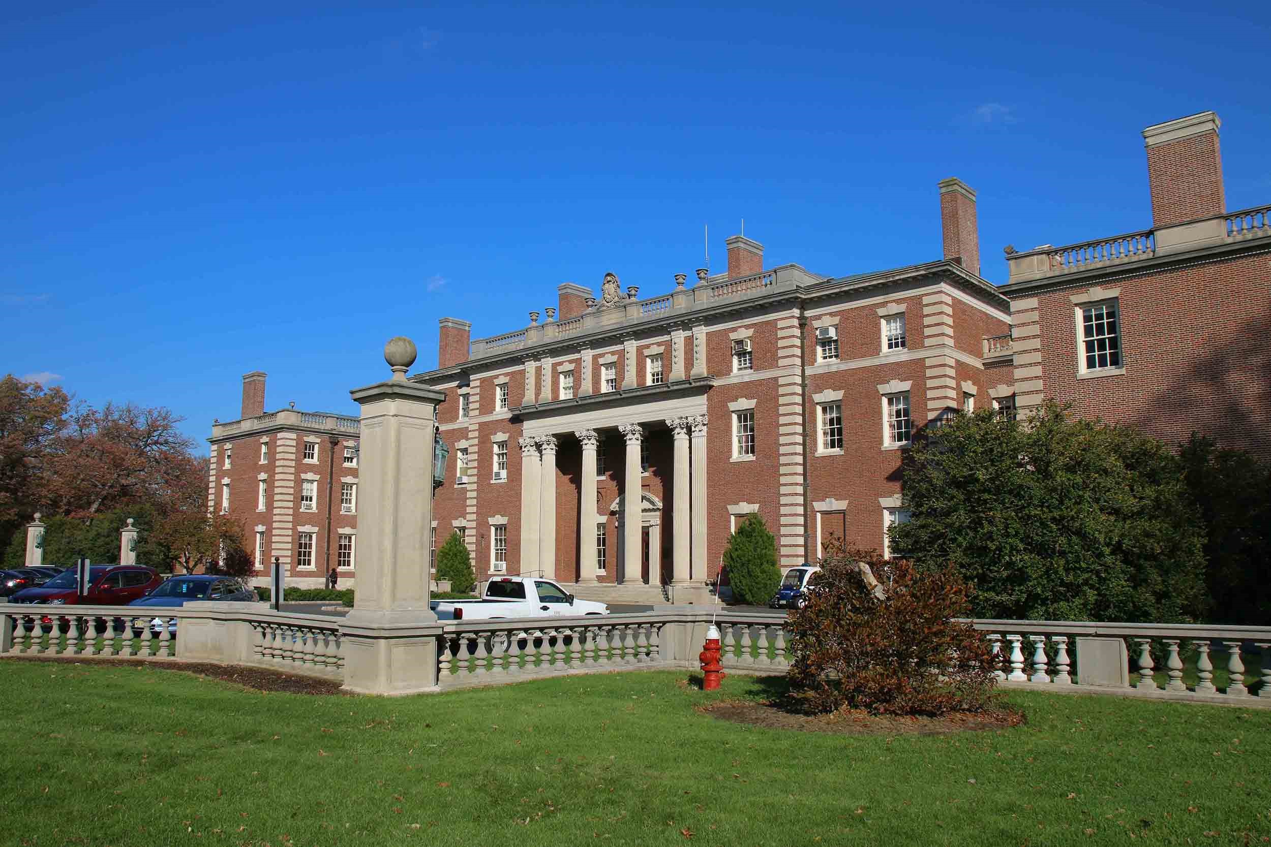 Locations Hub - Fairleigh Dickinson University - Hennessy Hall
