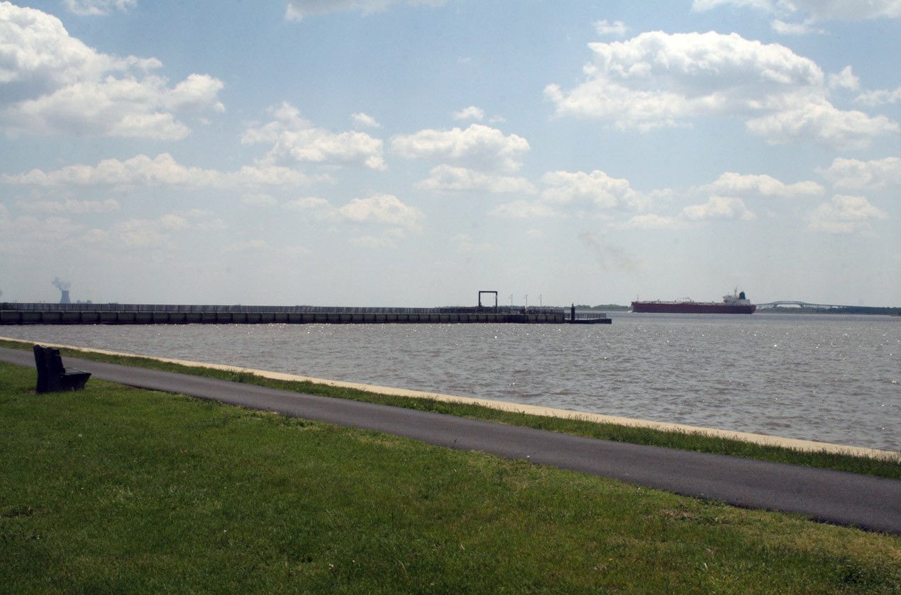 Locations Hub - Forts Ferry Crossing