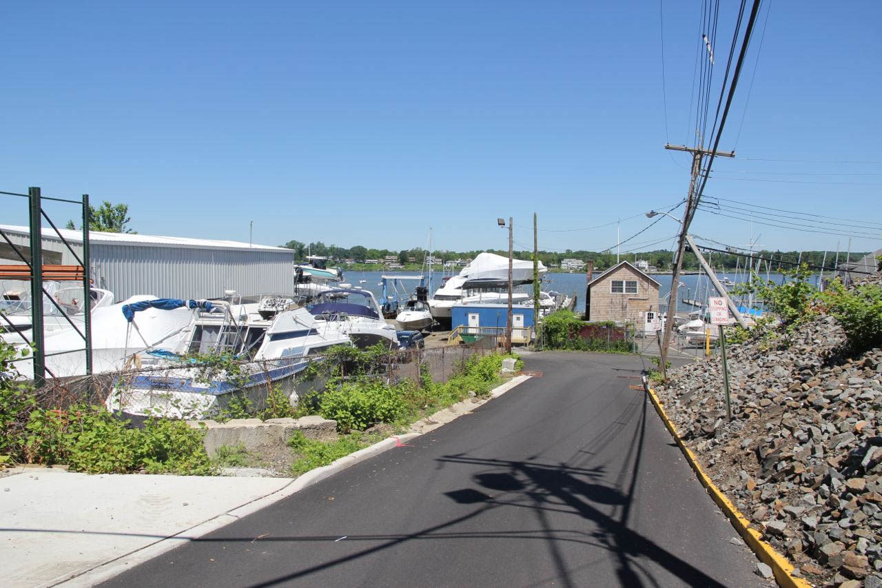 Locations Hub - Red Bank Marina