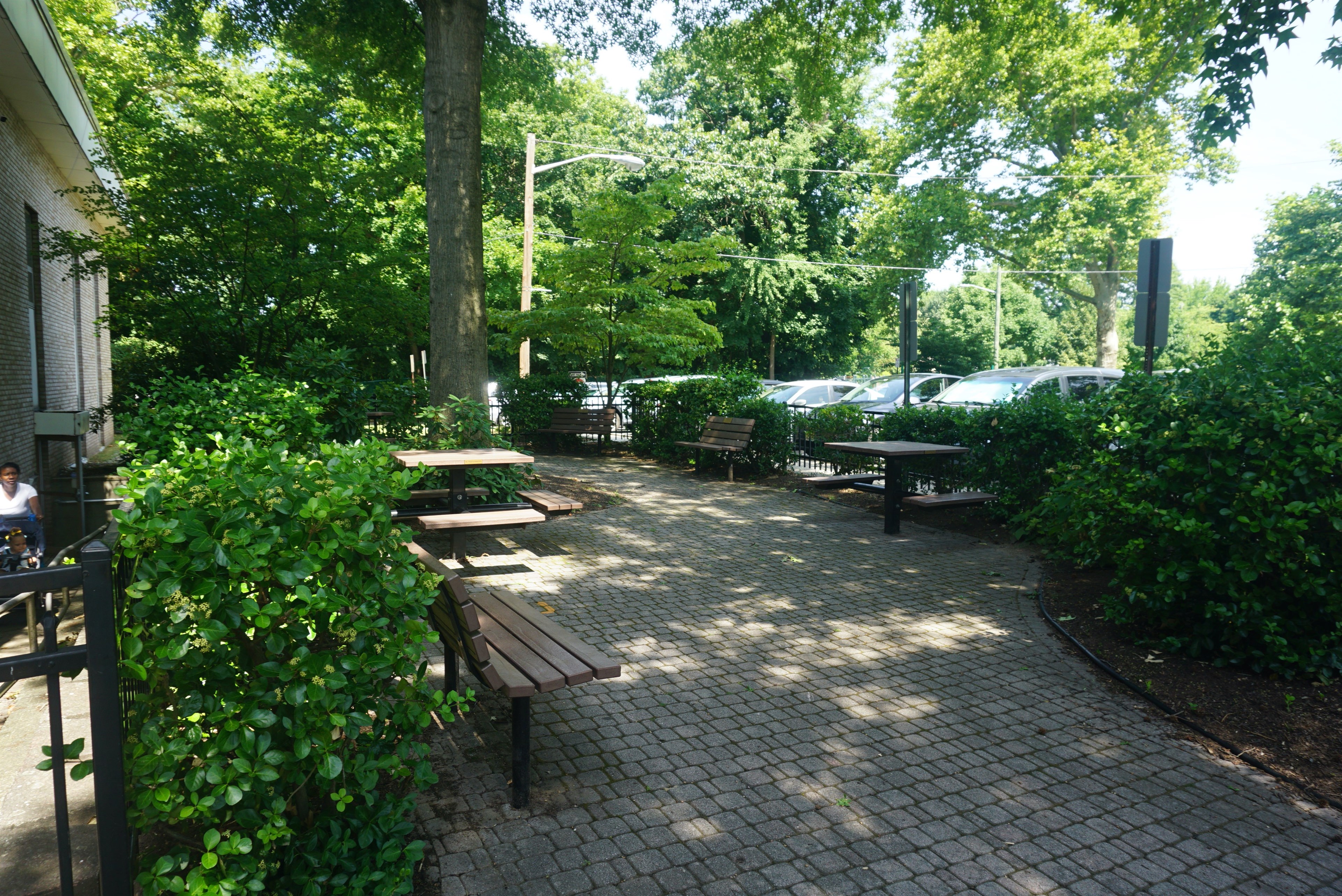 Locations Hub - Leonia Public Library